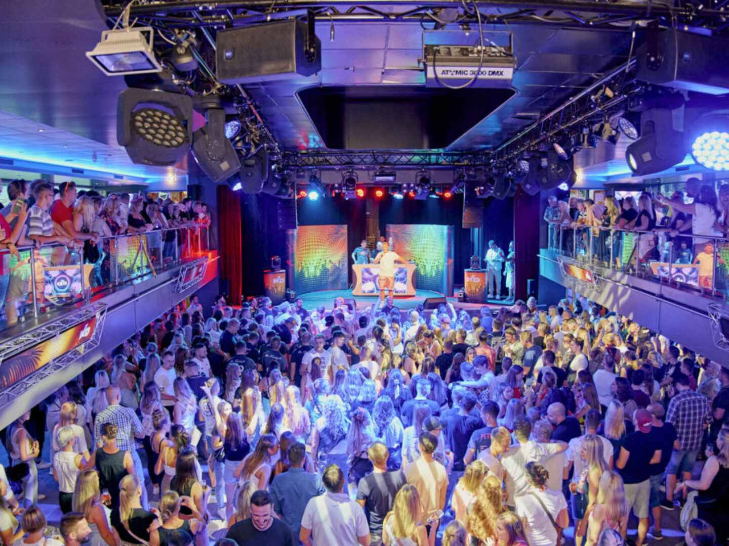 Schlager‑Party auf dem Rhein : Partyschiff, Live-Act, inkl. Hotel ...
